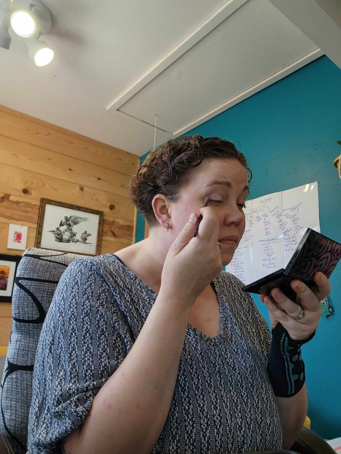 3 tips for applying makeup without exacerbating MG symptoms